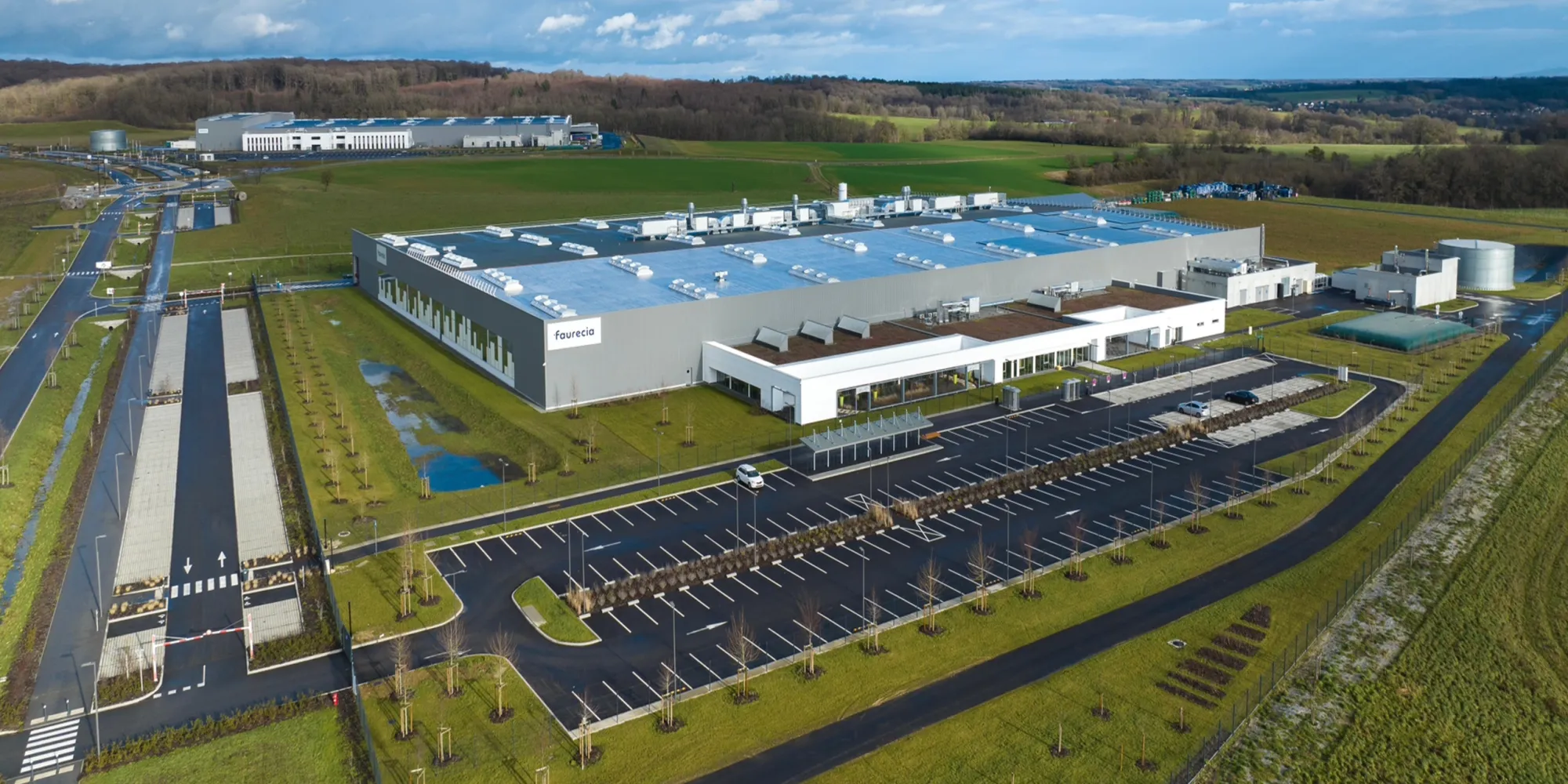 FORVIA inaugure sa plateforme industrielle d'Allenjoie dédiée à la ...